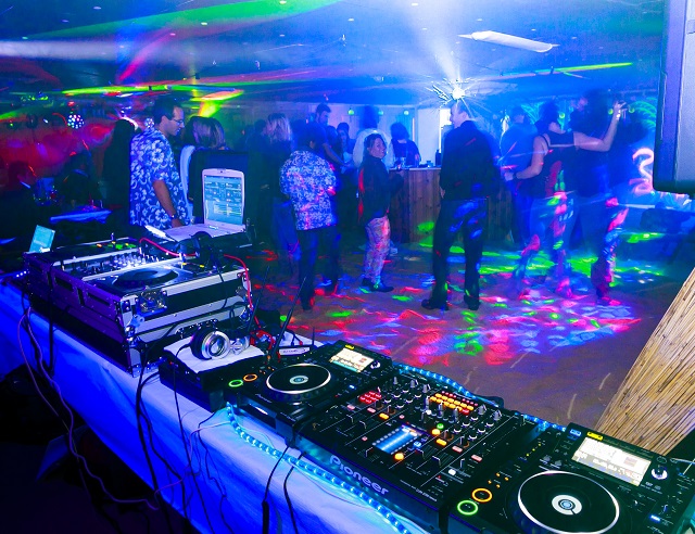 Dj Lou in the mix - Vaud, Suisse